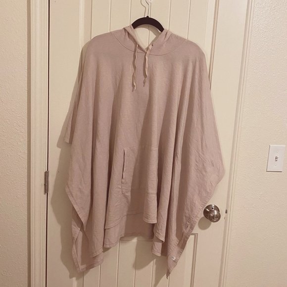 Cuddl Duds | Sweaters | Cuddl Duds Comfort Poncho Sweater | Poshmark